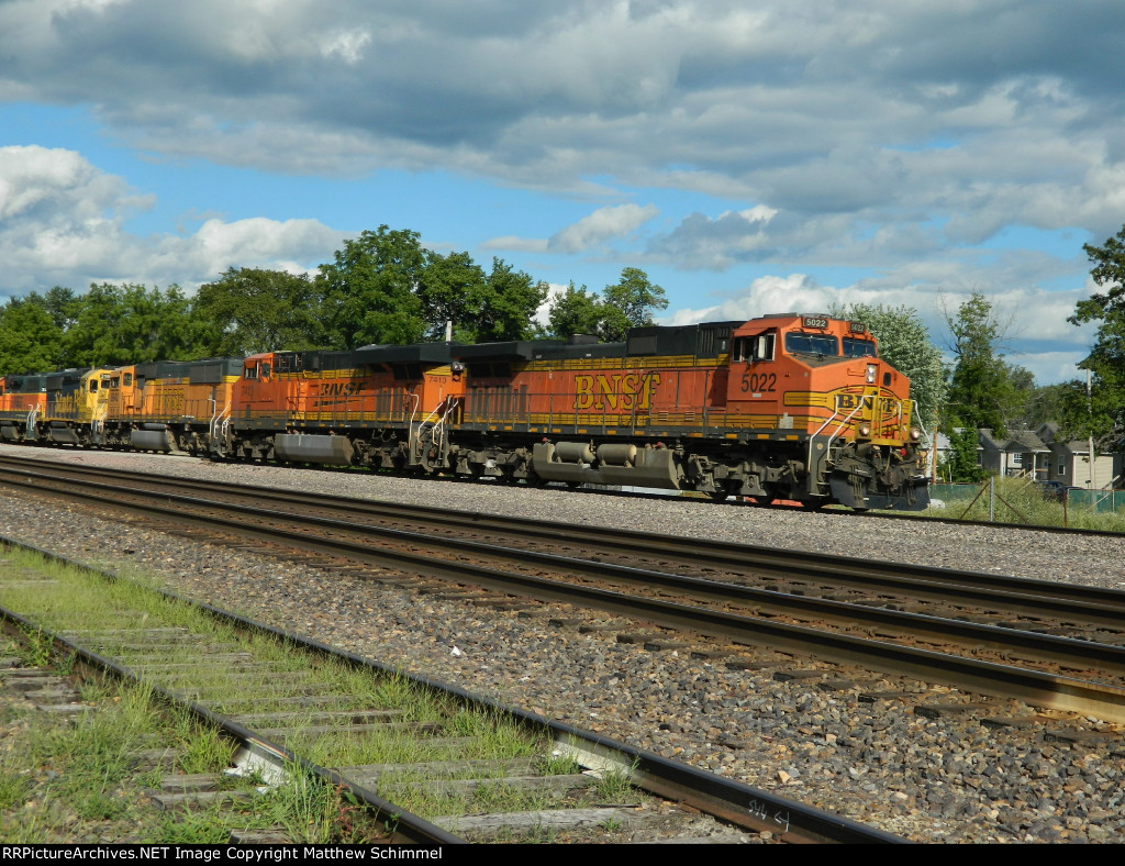 5 Unit Freight On The Cuba Sub.